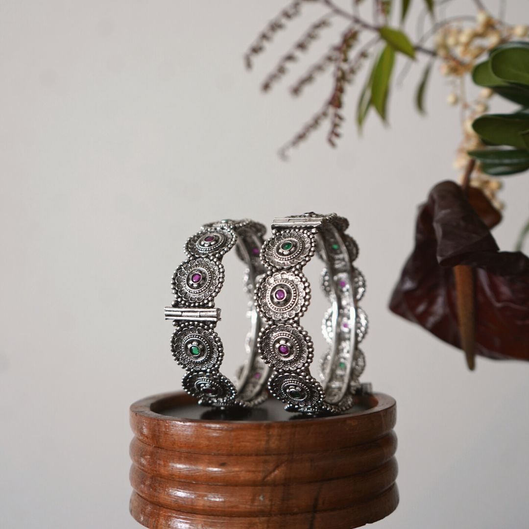 Sheila Bangles – Jodi Box